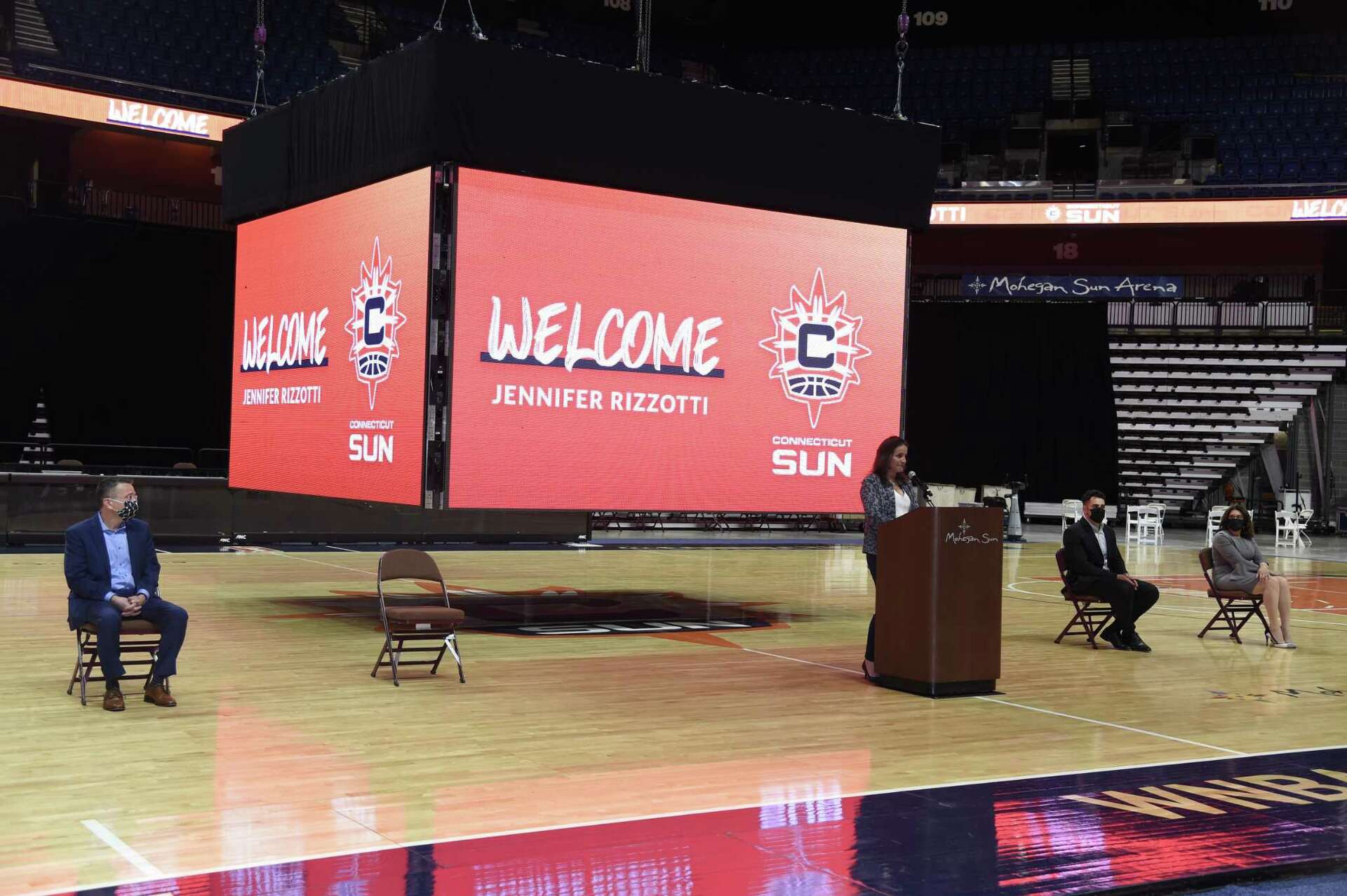 ‘Special day:’ UConn legend Jen Rizzotti returns home as president of ...