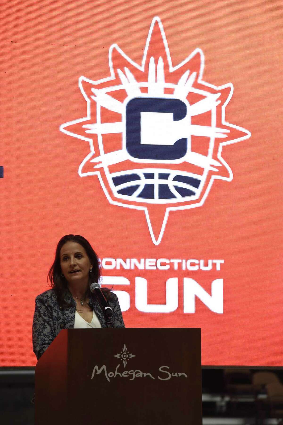 ‘Special day:’ UConn legend Jen Rizzotti returns home as president of ...