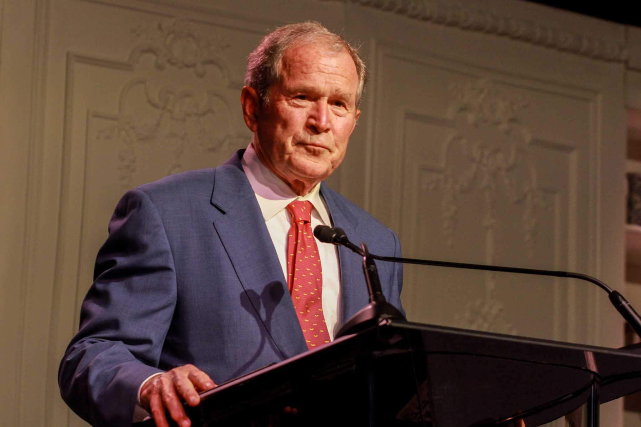 Brothers George W. Bush, Neil Bush raise $1.9 million for Celebration ...