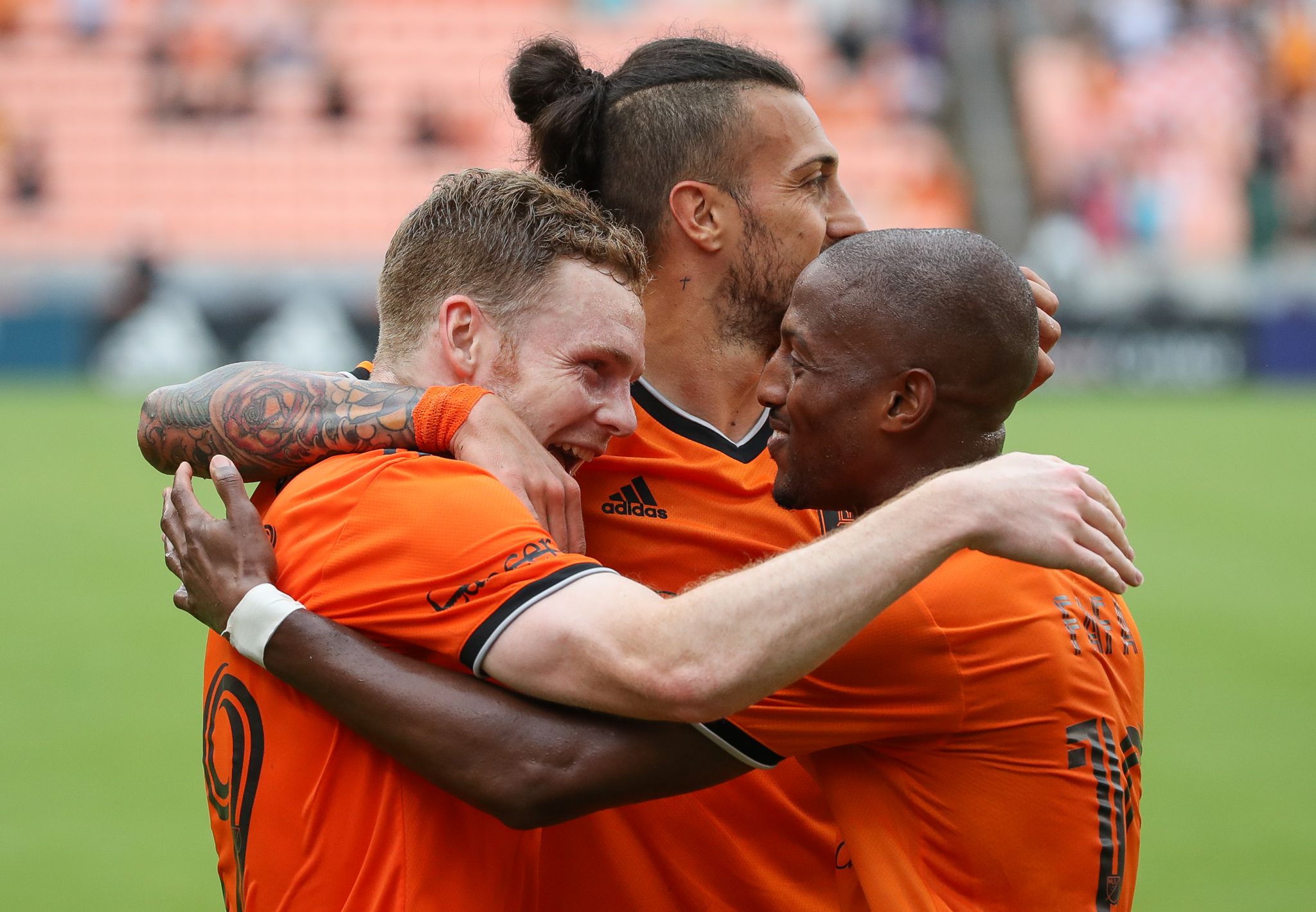 May 1: Dynamo 1, Los Angeles FC 1