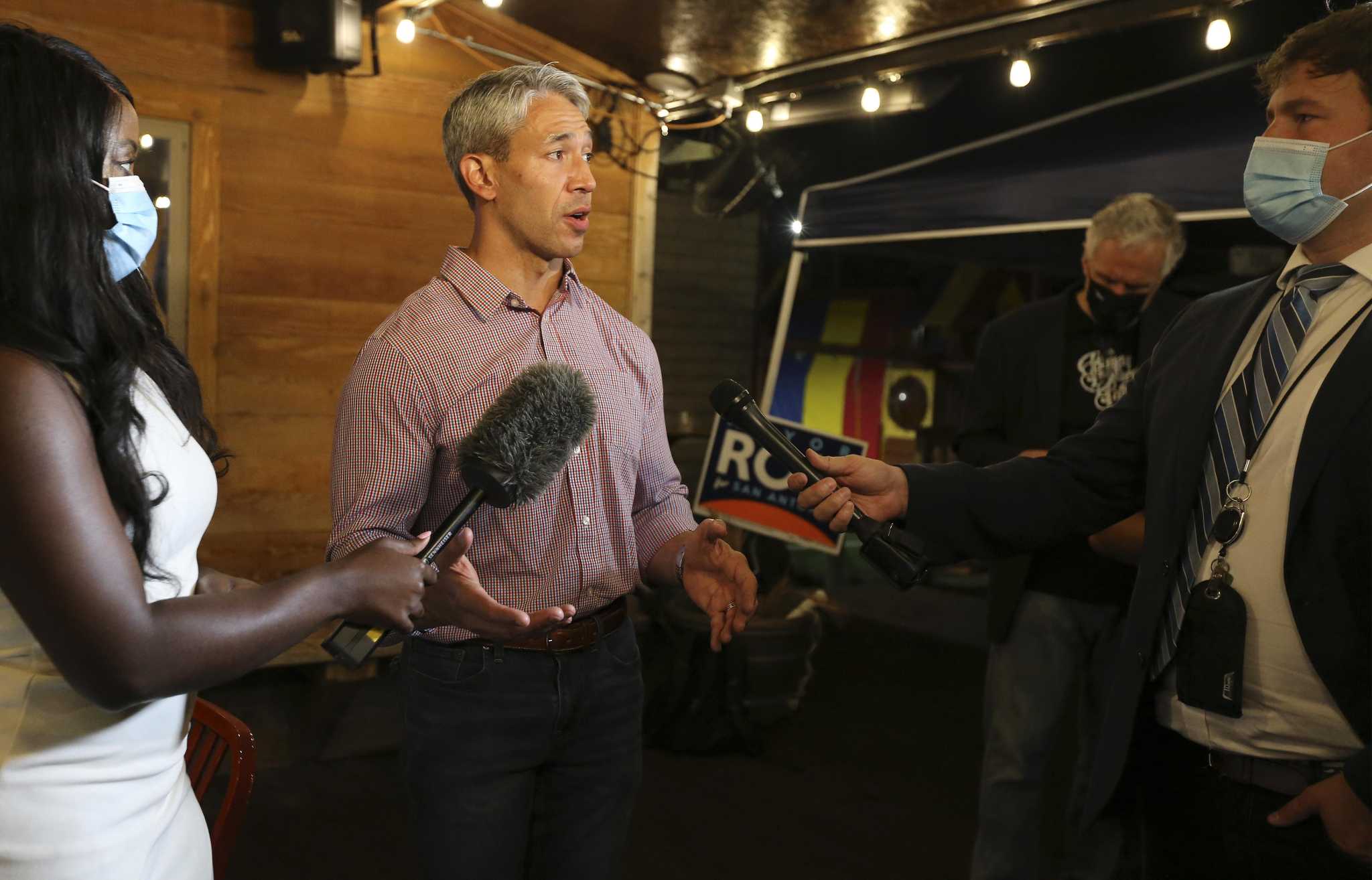 Podcast: How Nirenberg floated above San Antonio’s partisan divide