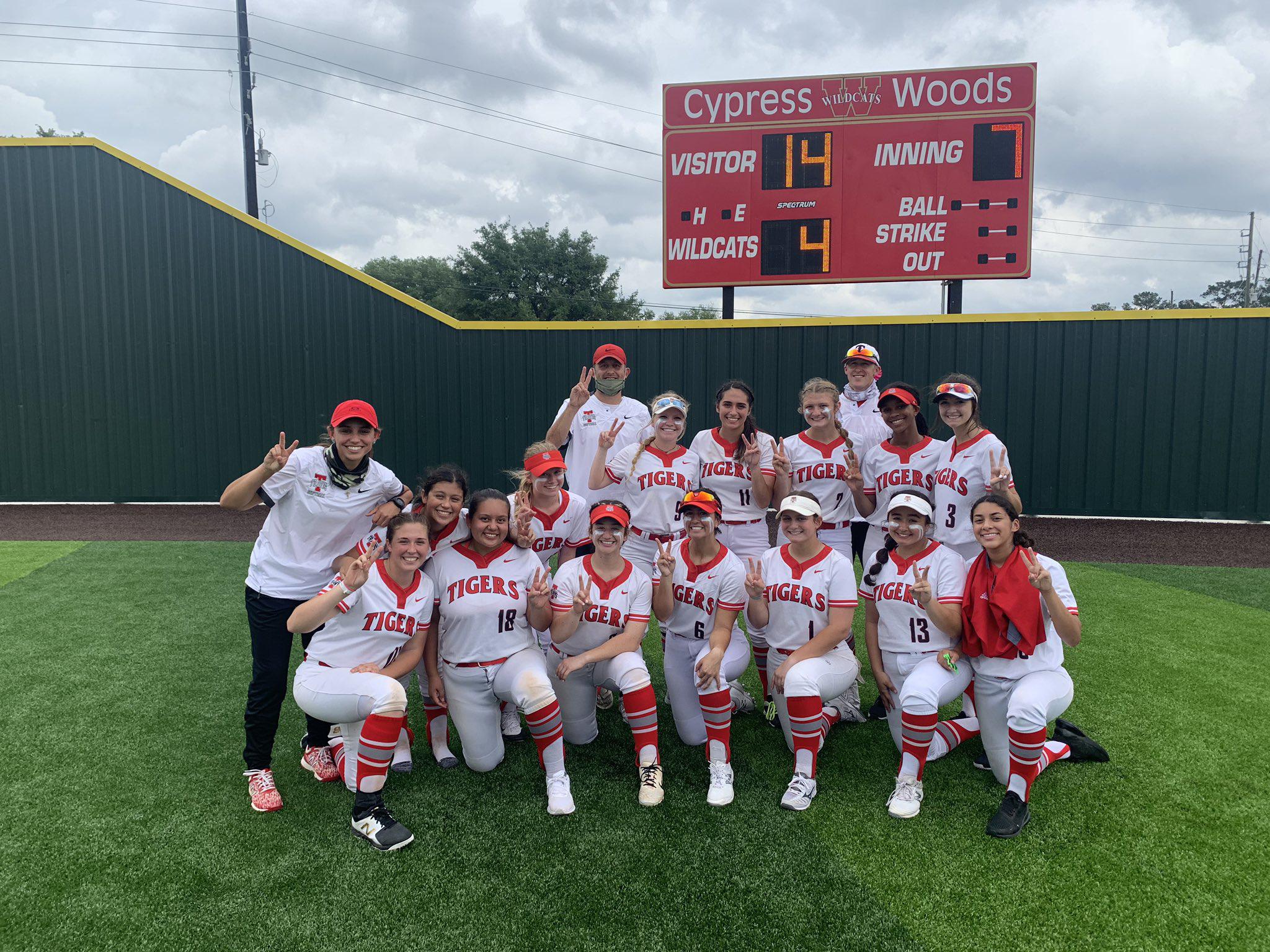 Travis, Ridge Point complete bi-district comebacks