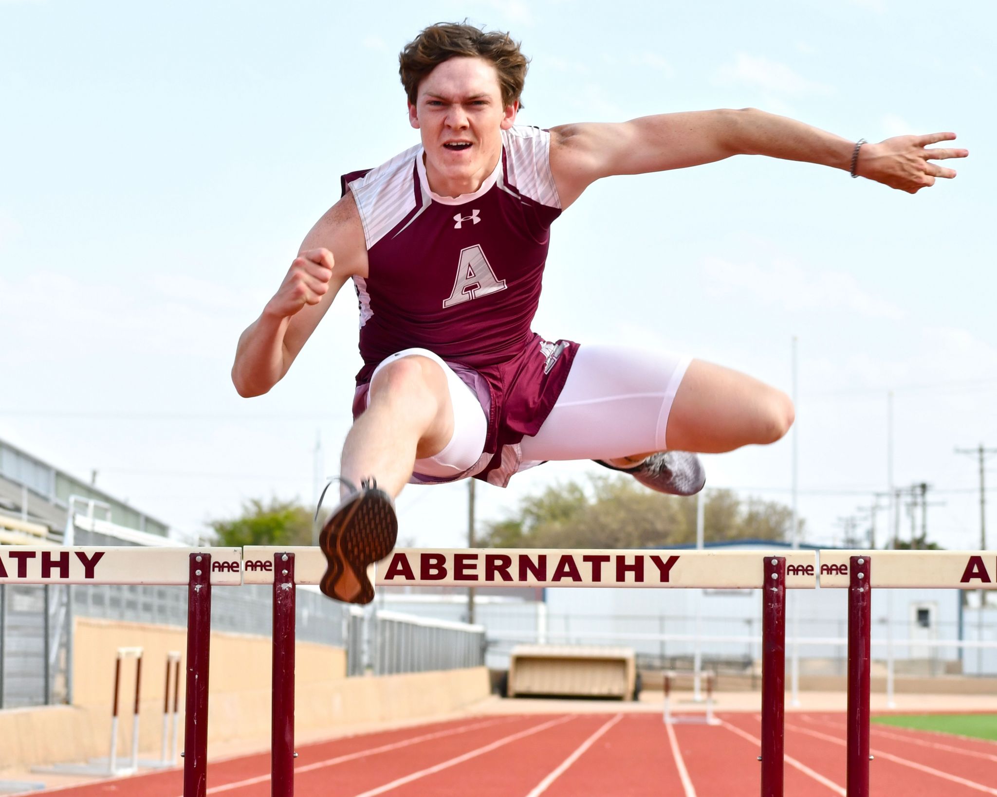 Abernathy’s Hoerman embraces role as 3A hurdles favorite
