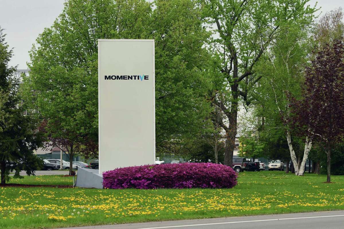 Momentive reaches settlement to pay $2.3 million in fines, other payments