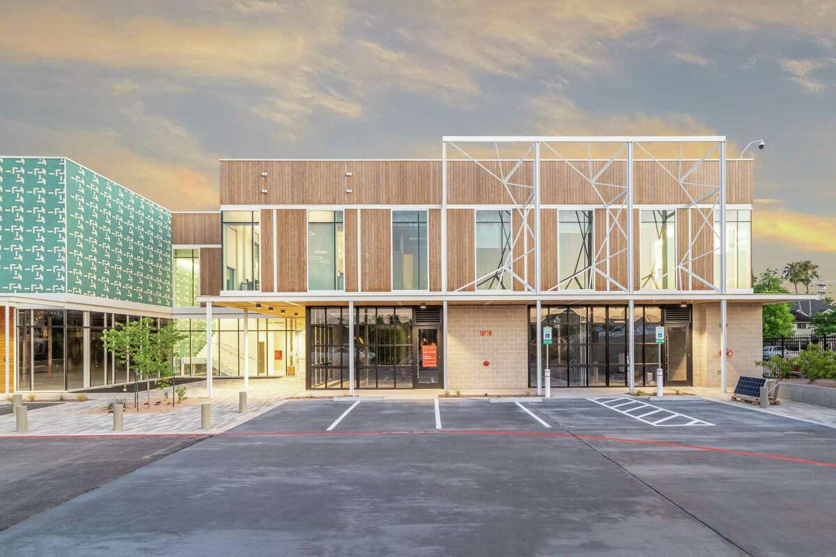 Palace Social to re-ignite Bellaire staple Palace Bowling Lanes this summer
