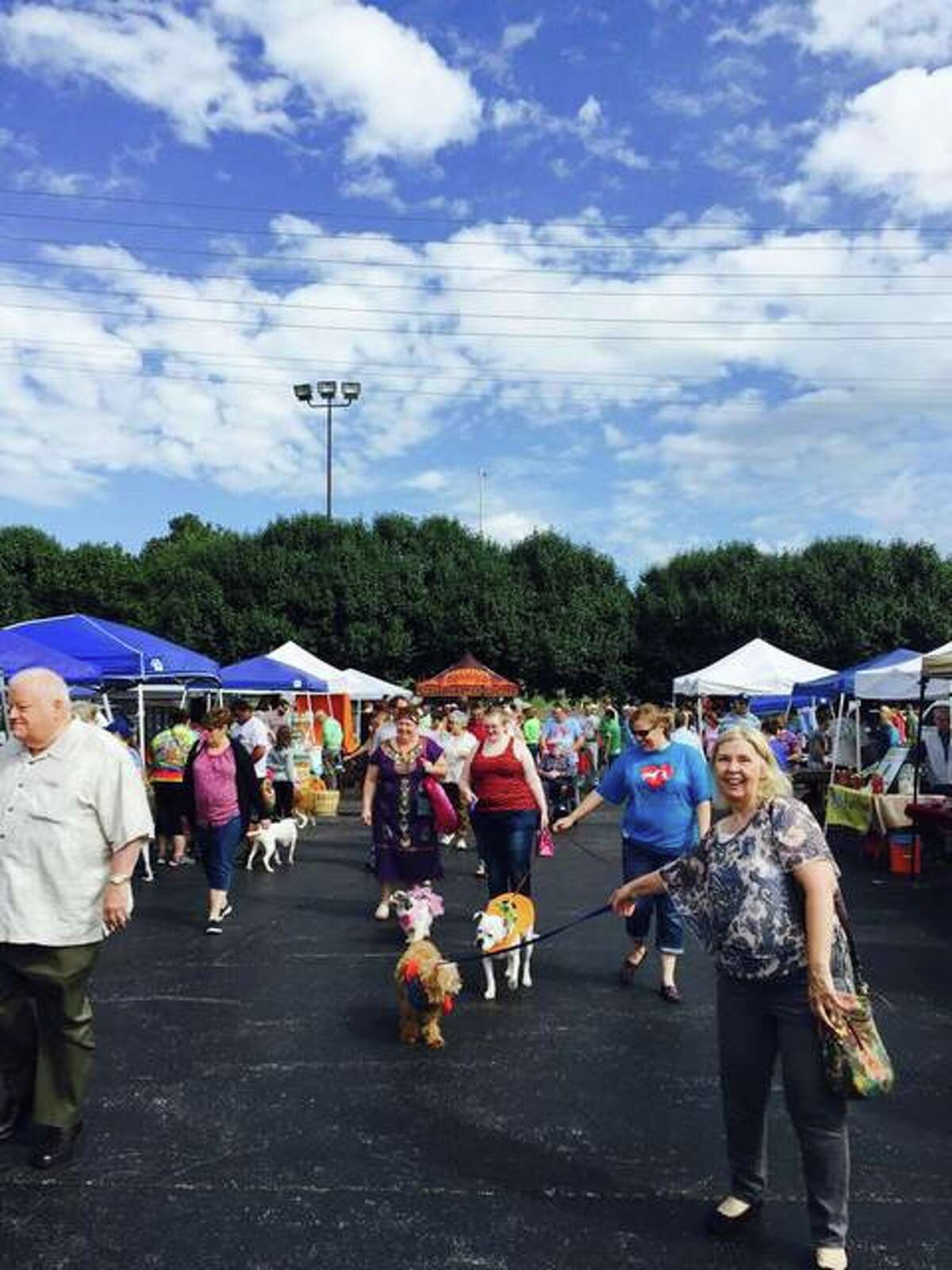 Alton Farmers’ & Artisans’ Market opens Saturday