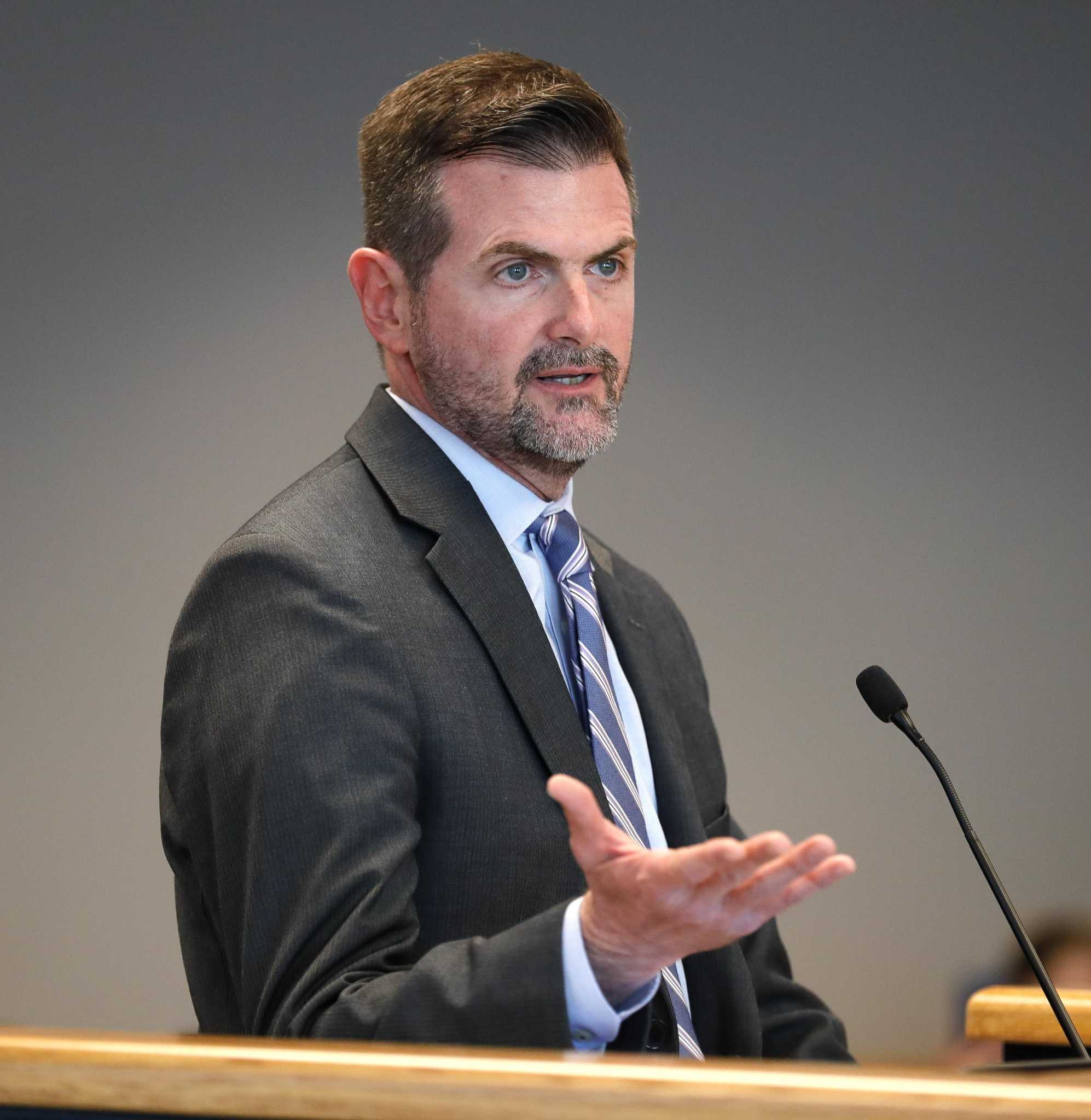 State Sen. Brandon Creighton recovering after passing out during Texas ...