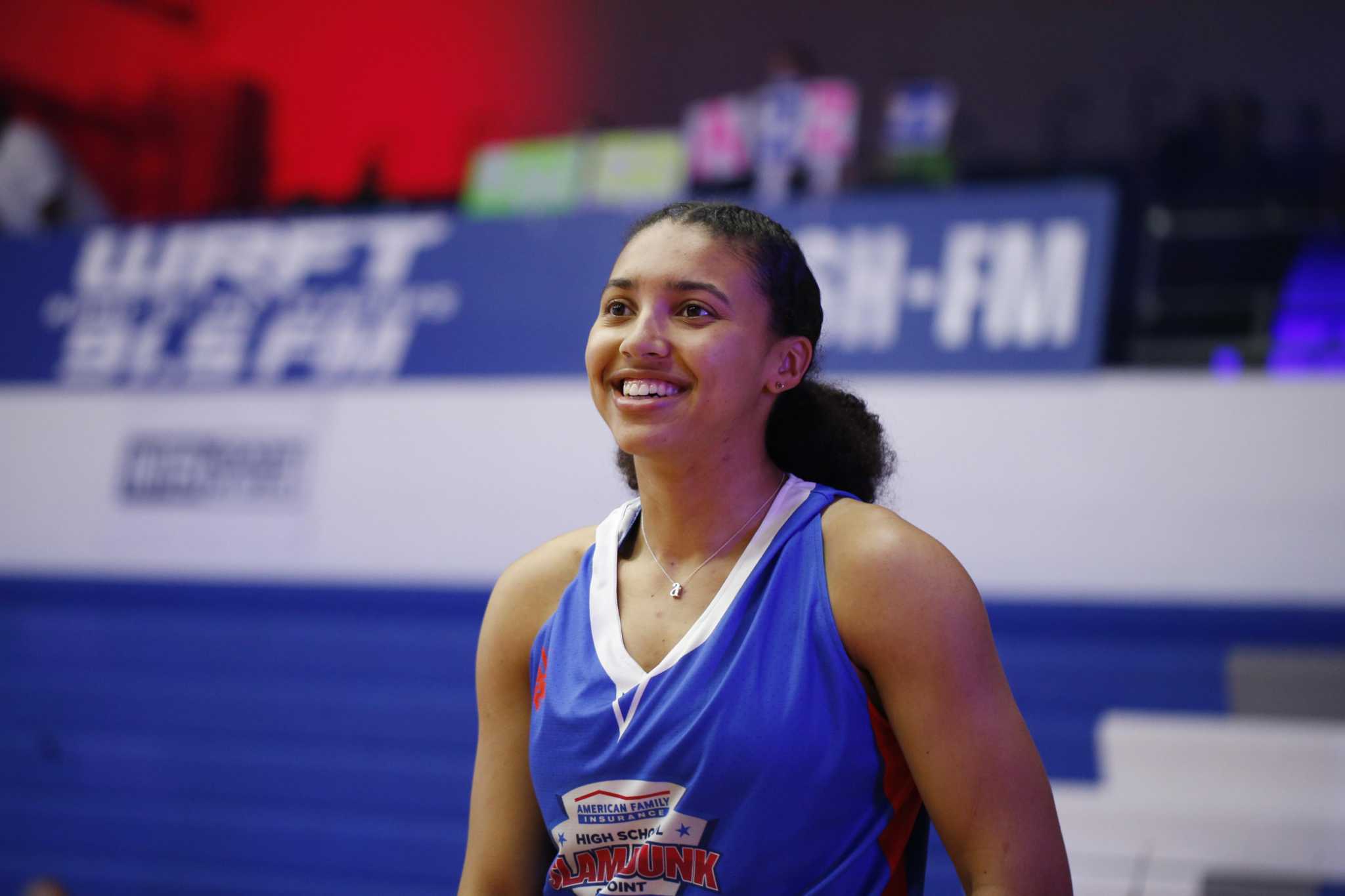 How No. 1 prospect Azzi Fudd nearly joined UConn during the season