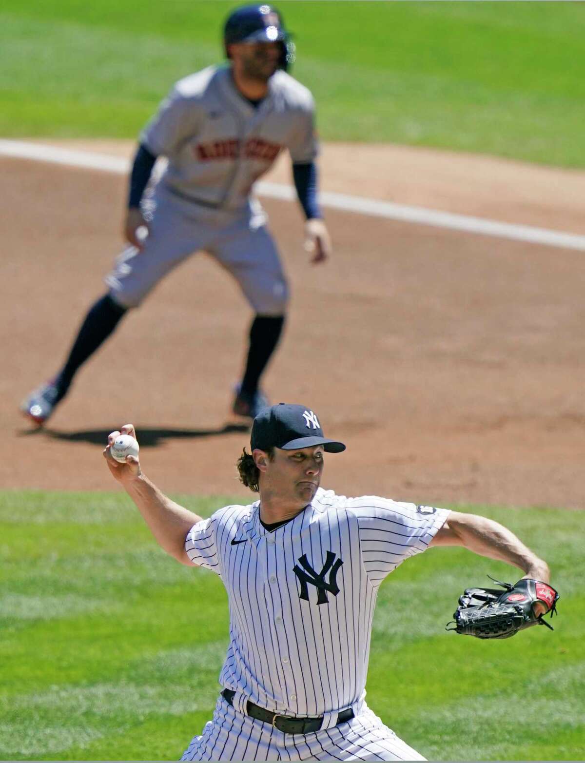How the Yankees scored from first on an infield single