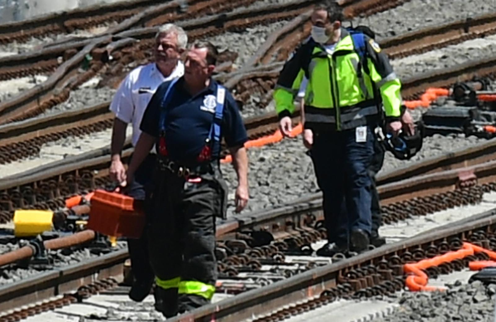 Metro-North: Death of man riding between train cars is ‘rare’