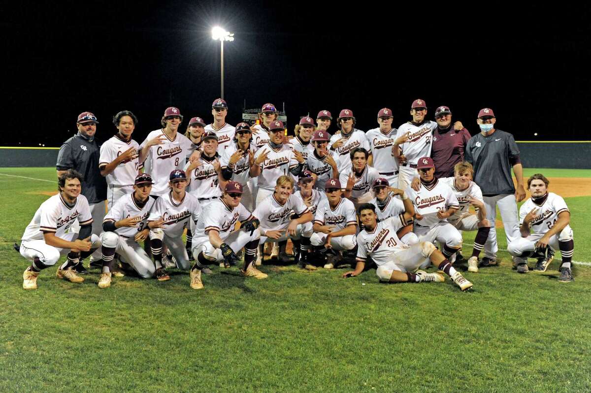 Seventh-inning rally sends Cinco Ranch to area playoffs