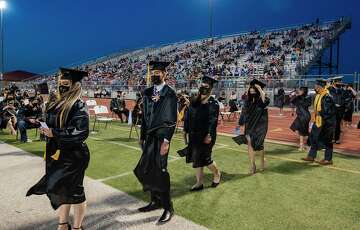 Laredo College students celebrate graduation