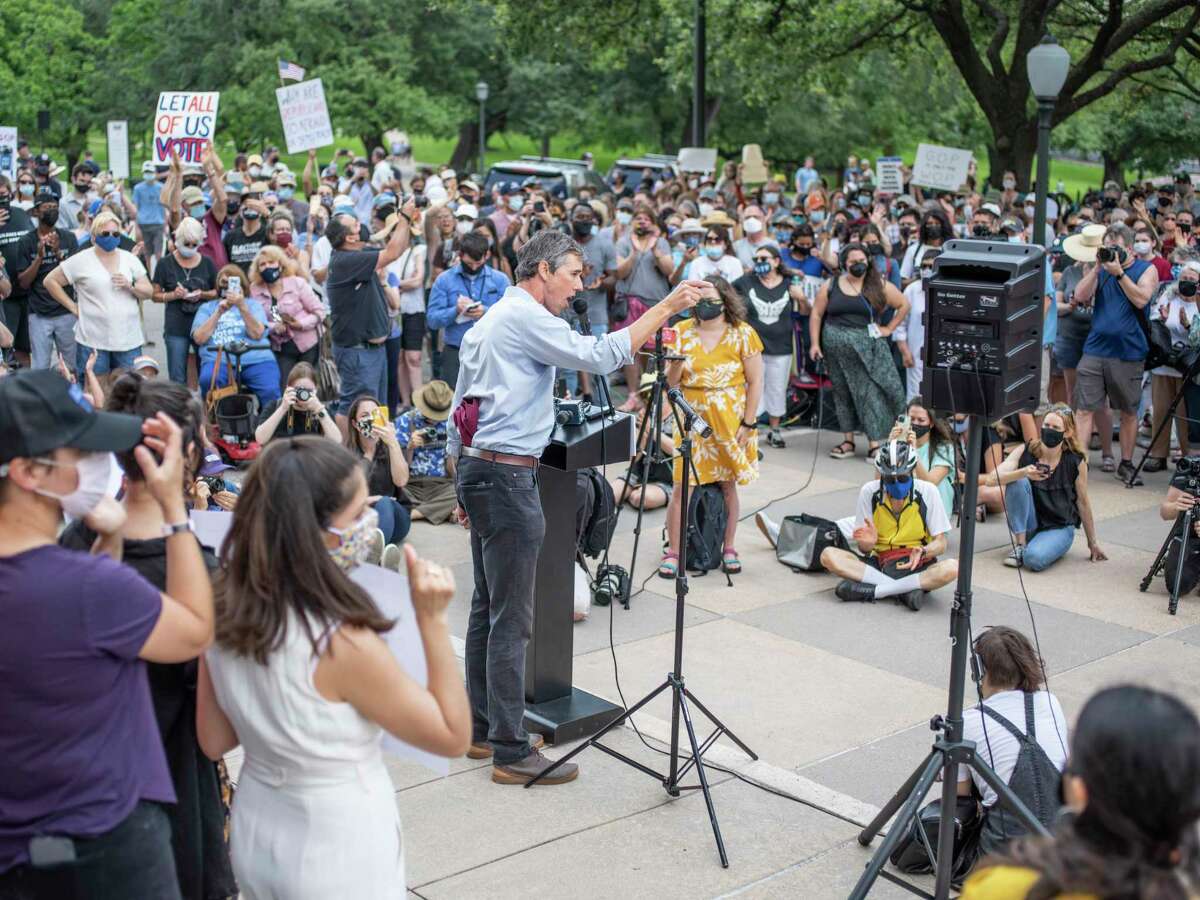 Julián Castro and Beto O’Rourke rally against bills they say suppress ...