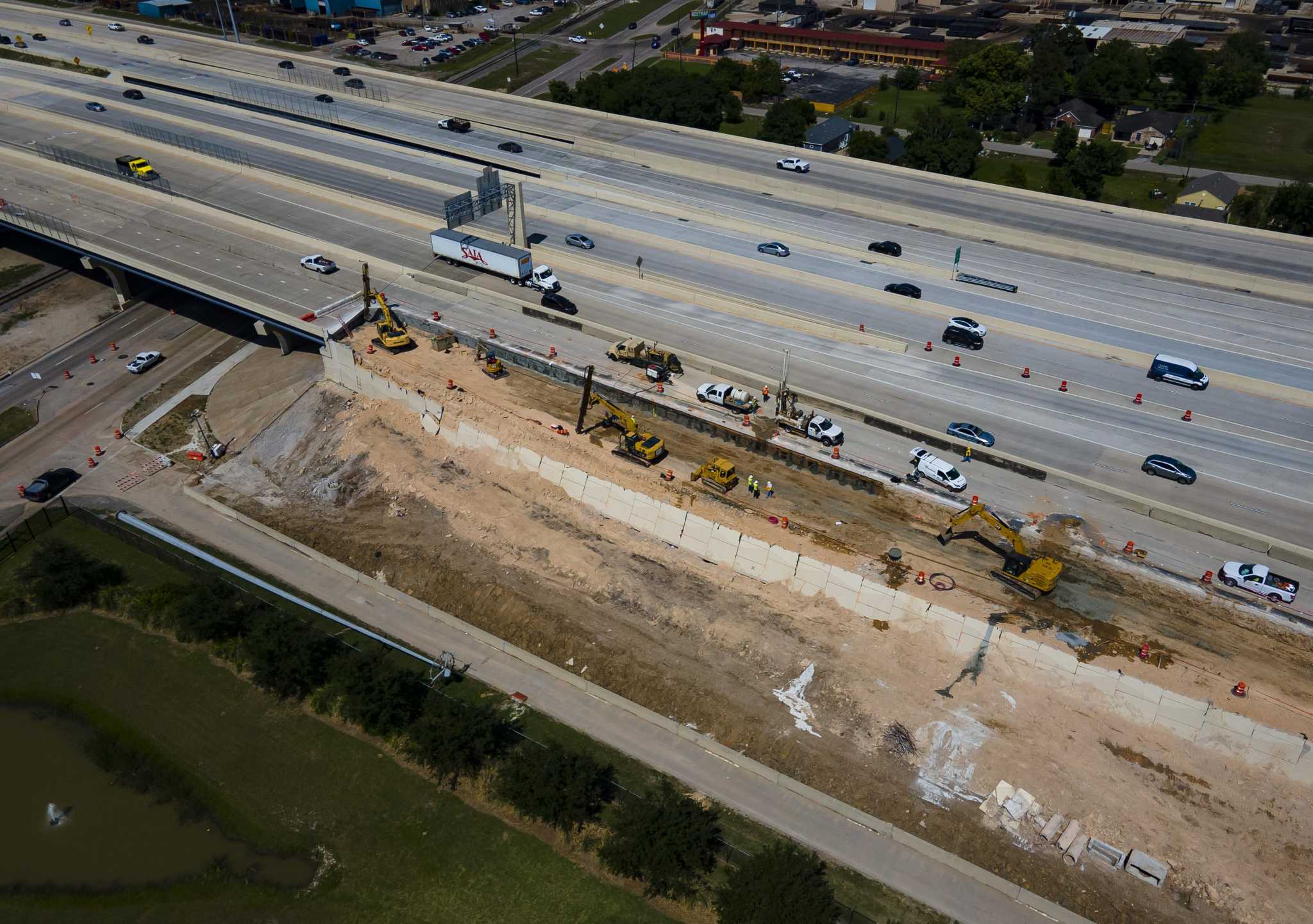 Drivers still diverted to toll lanes along Texas 288 as company ...