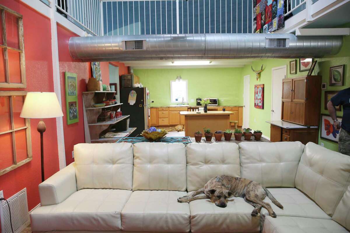 Inside a Texas dome house that's home to humans, not Hobbits