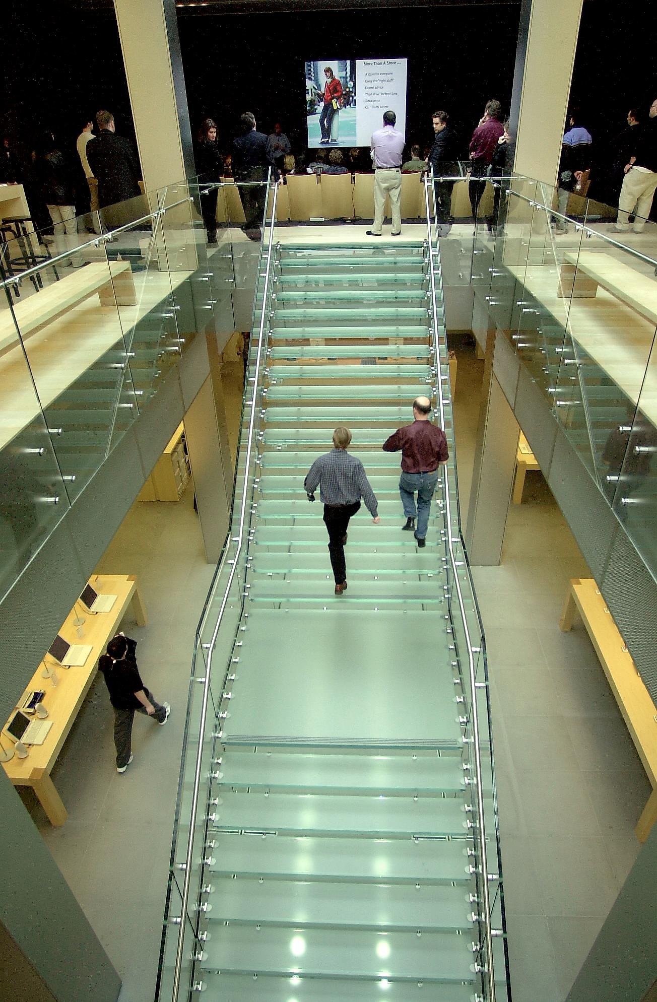 Art Gensler, architect who built a tiny S.F. shop into the largest ...