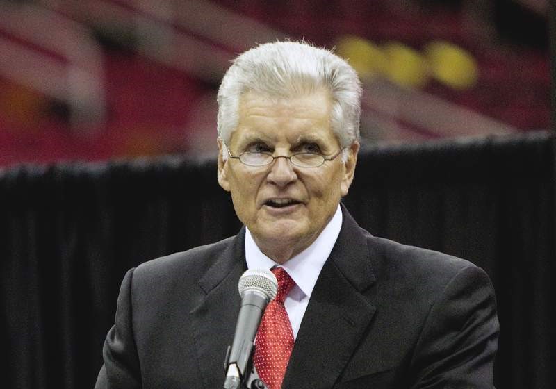 Longtime Houston Rockets broadcaster Bill Worrell announces his retirement