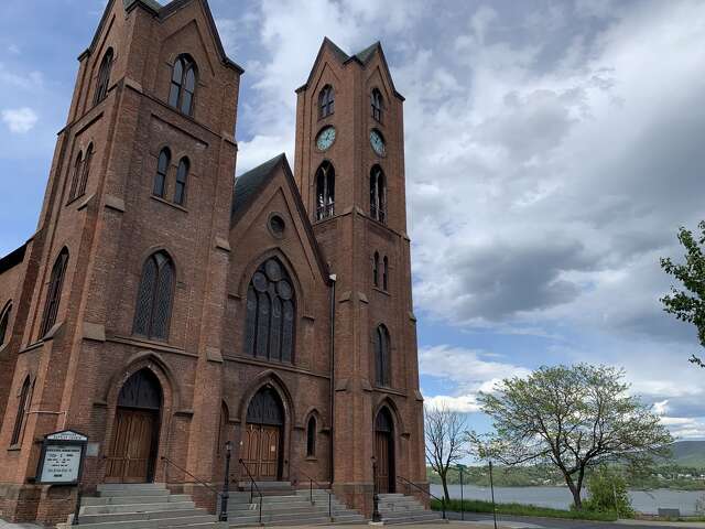 An architecture fan's guide to Newburgh