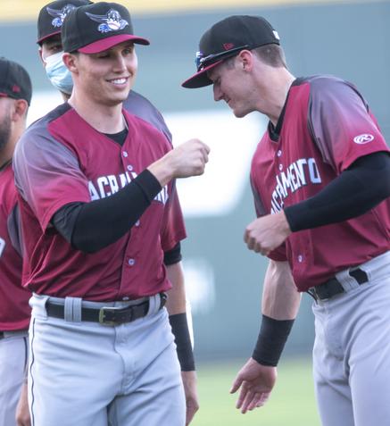 Giants minor-leaguer Drew Robinson retires, to join front office as ...