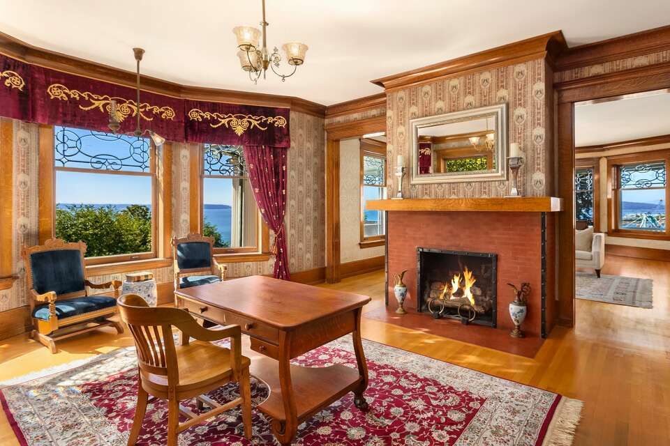 Built in 1905, Everett's Rucker Mansion is a preserved and historic gem