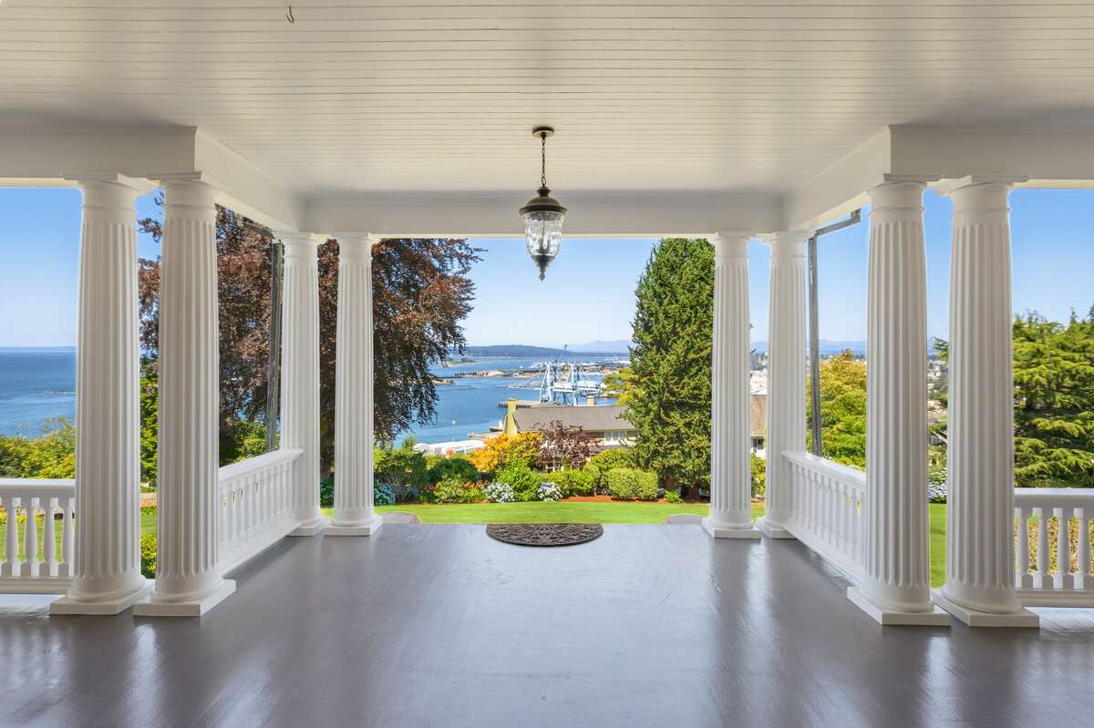 Built in 1905, Everett's Rucker Mansion is a preserved and historic gem