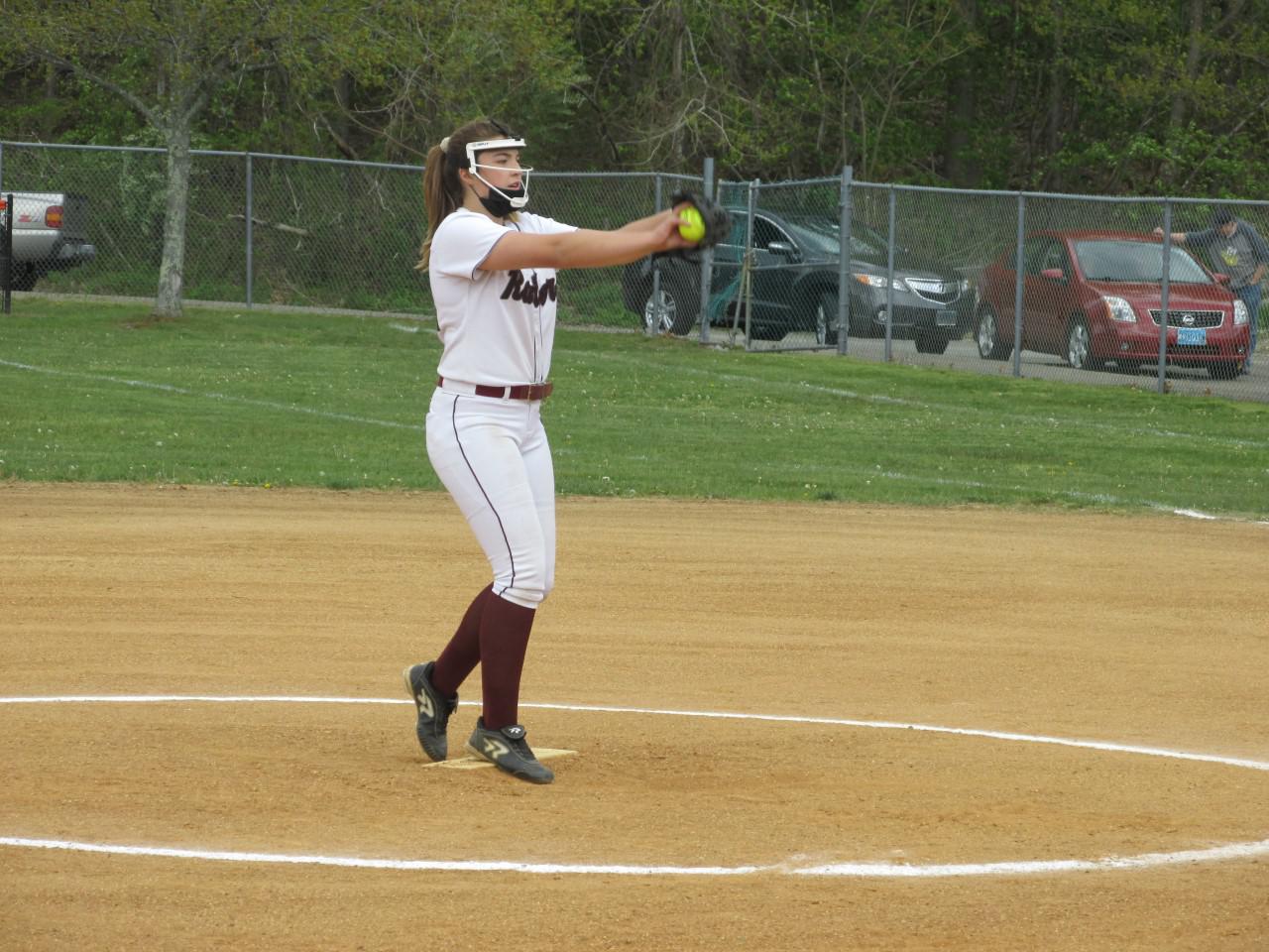 Freshman Aubrie Jones’ 2-hitter leads Torrington past St. Paul