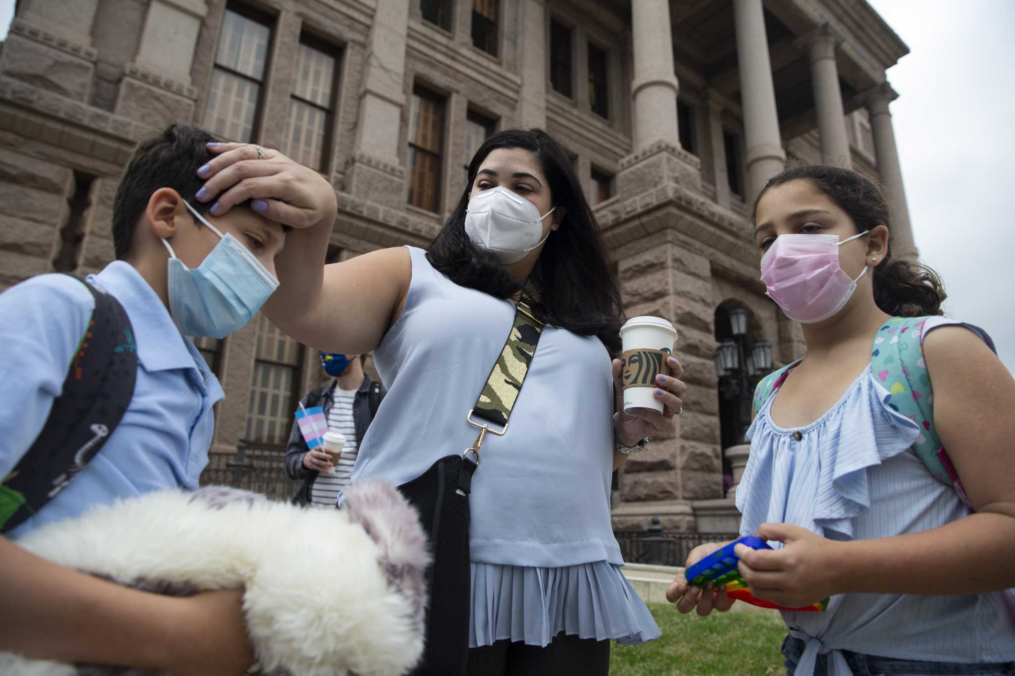 Bills affecting trans kids still in play in Texas Legislature