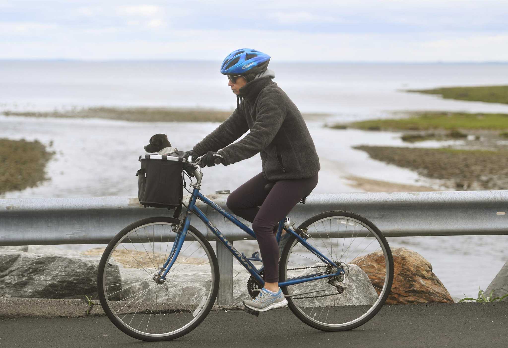 Bicycle journeys in CT: A guide to 20+ mile bike paths in the state