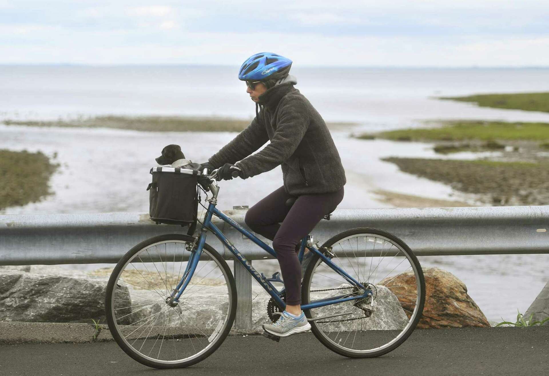 Bicycle journeys in CT: A guide to 20+ mile bike paths in the state