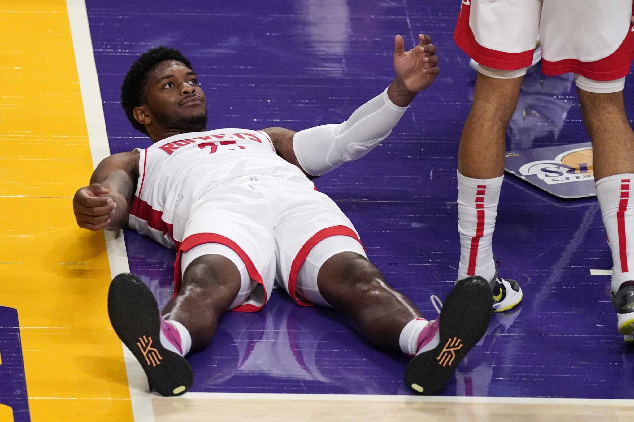 Cam Oliver, Khyri Thomas get a ‘crash course’ with Rockets