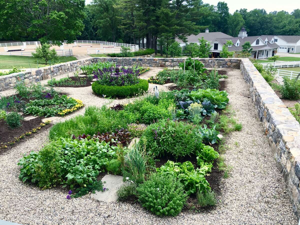 On the market: $14.75 million equestrian farm in Greenwich