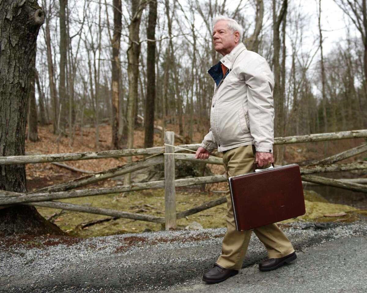 Stamford man tracks down fossils, time capsules and more through dowsing