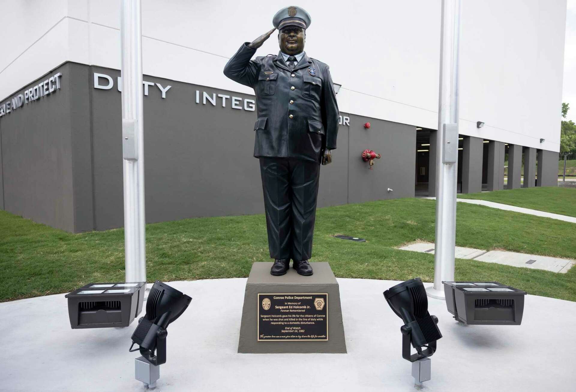 Conroe Police-FBI training facility debuts new 3-story building
