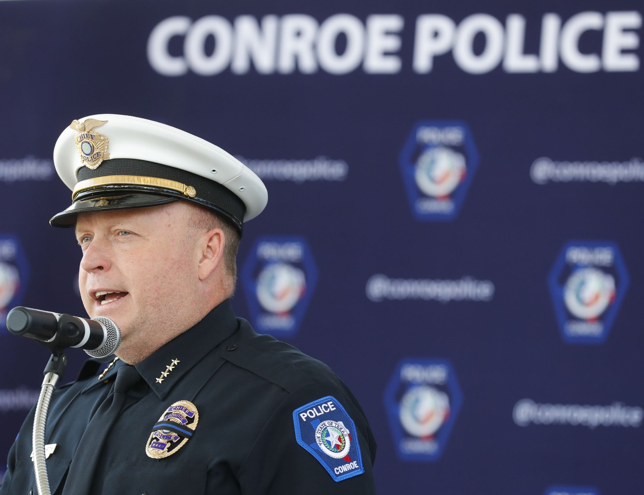 Conroe police and fire chiefs set to officially retire Thursday