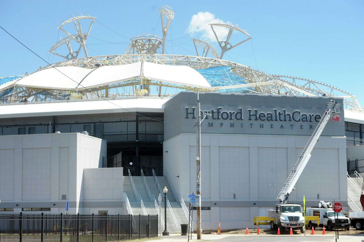 Bridgeport amphitheater quietly opens for graduations