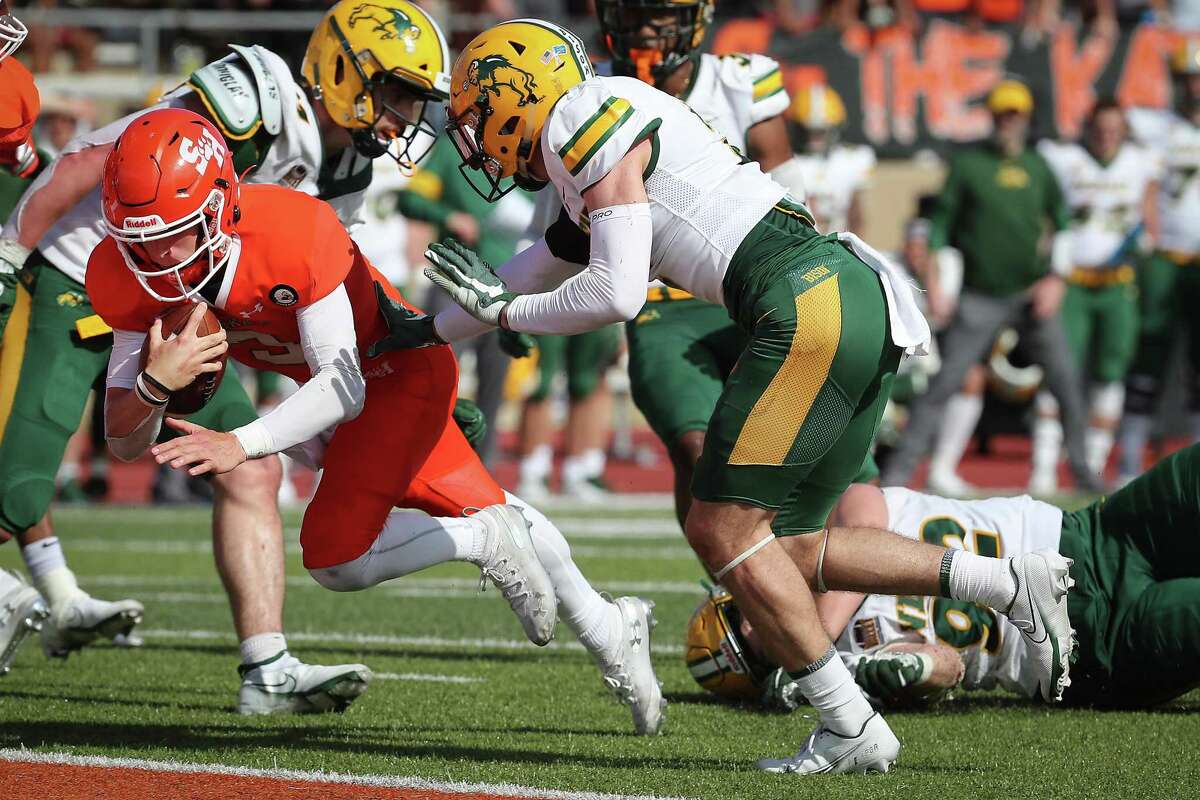 Born to play football: Eric Schmid’s path to Sam Houston and shot at title