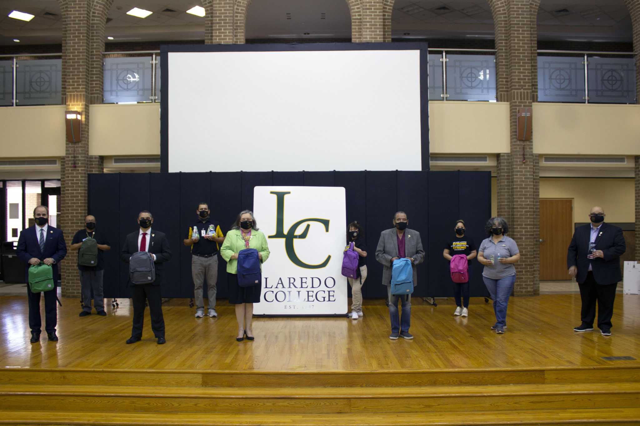 LC Trading Station offers vital services, assistance to students ...