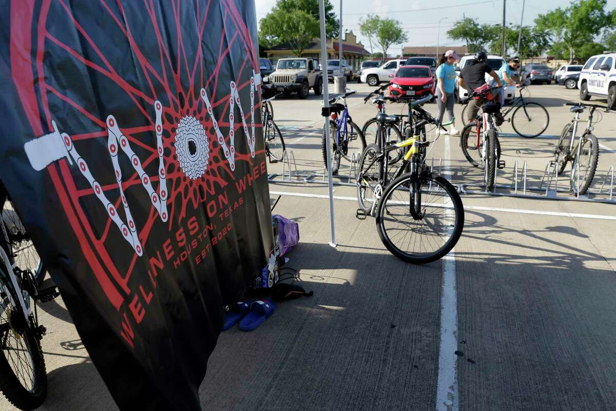 High school students ride for mental health at Wellness on Wheels event