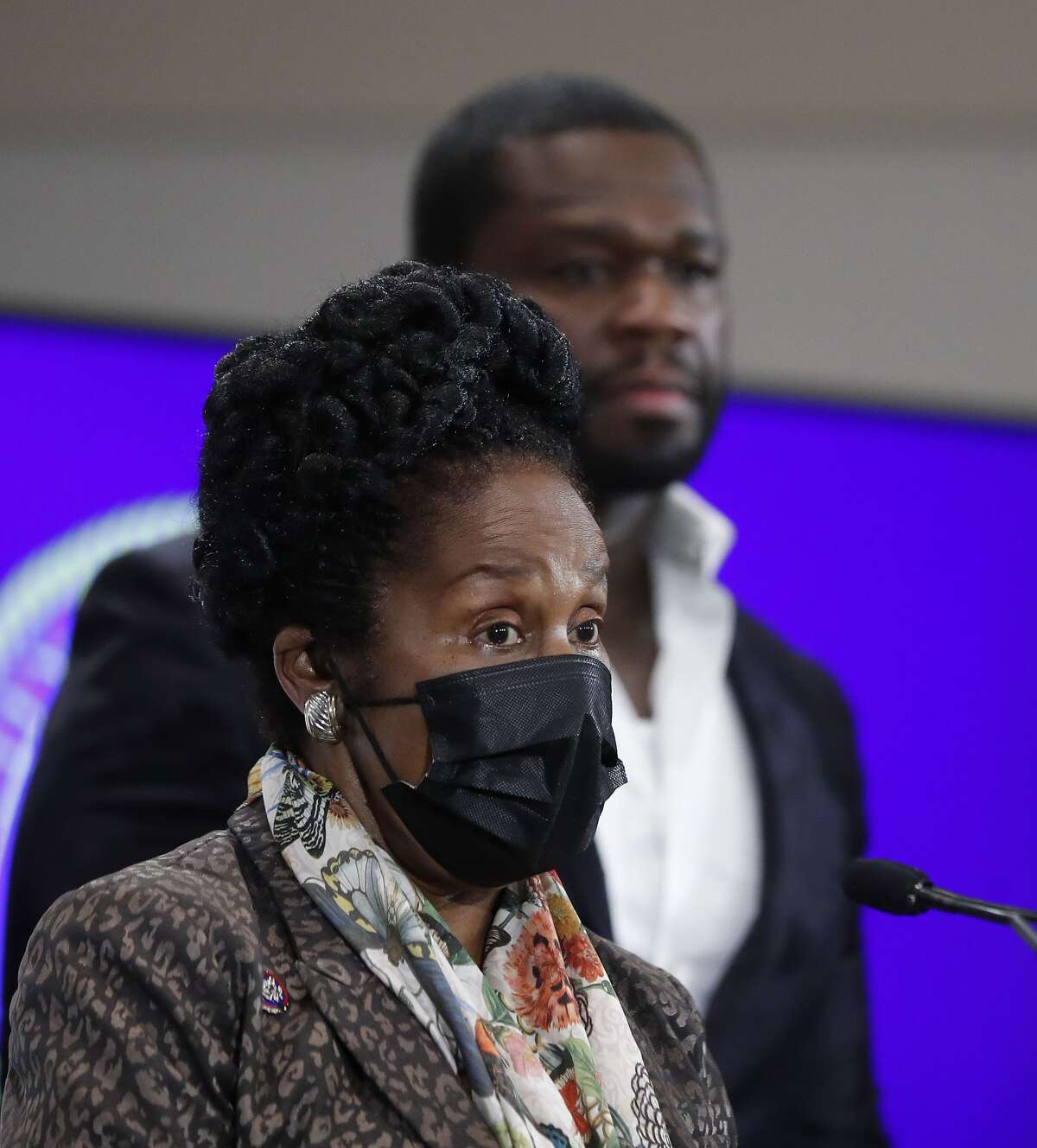 New Houstonian 50 Cent wants to teach HISD students how to make big bucks