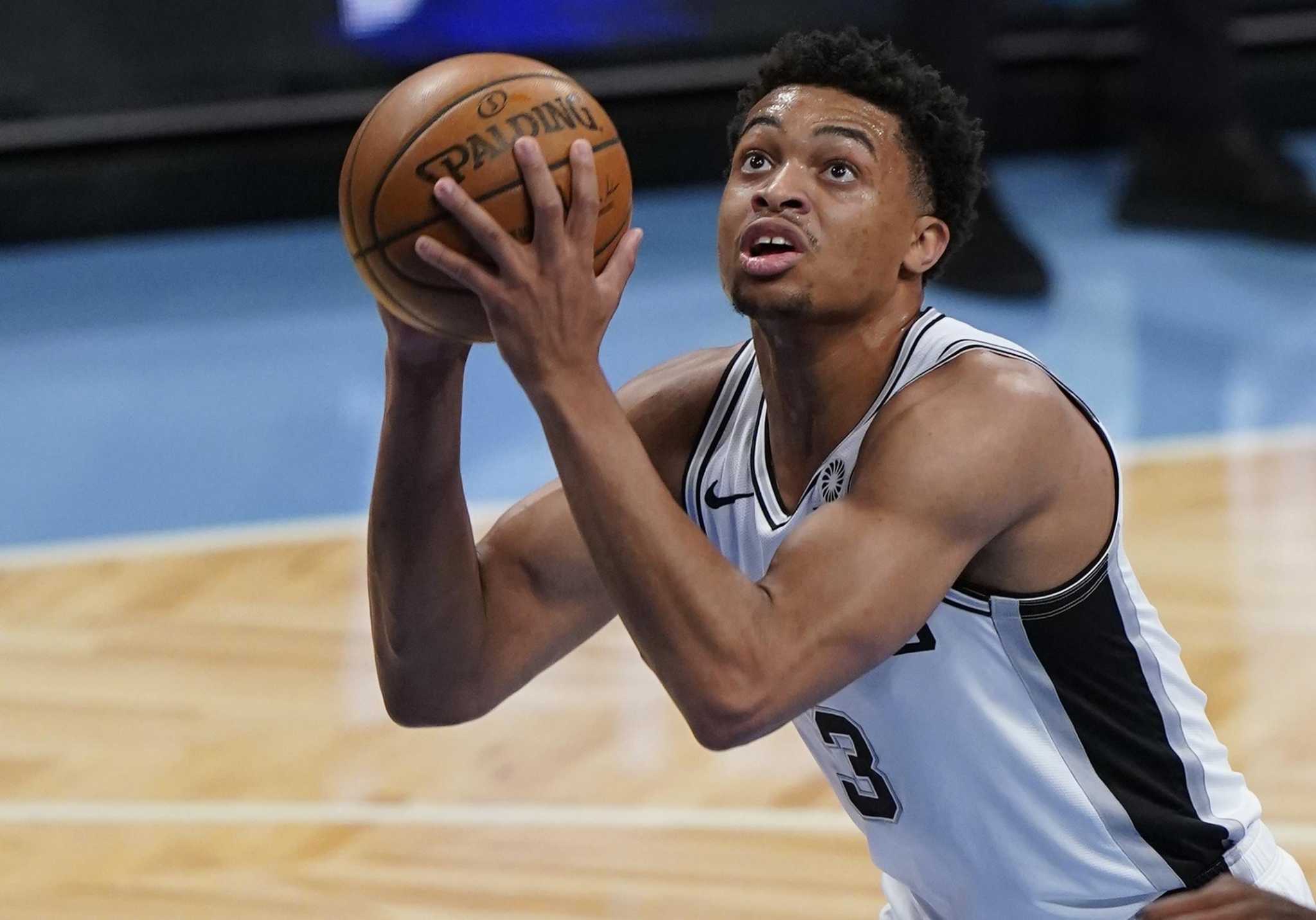 Spurs’ Keldon Johnson learned from variety of sources this season