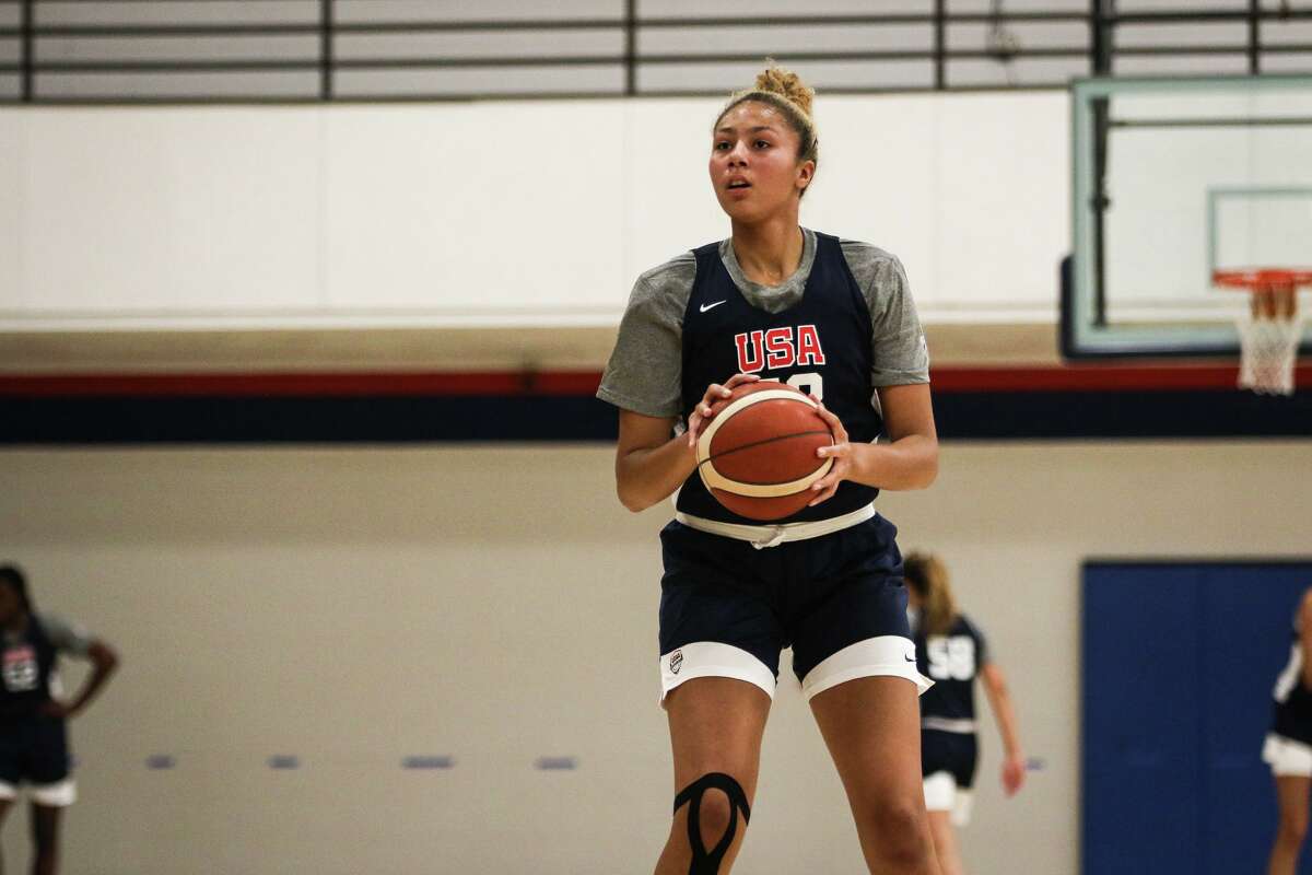 ‘Hoping to win four championships’: Freshman Amari DeBerry coming to ...