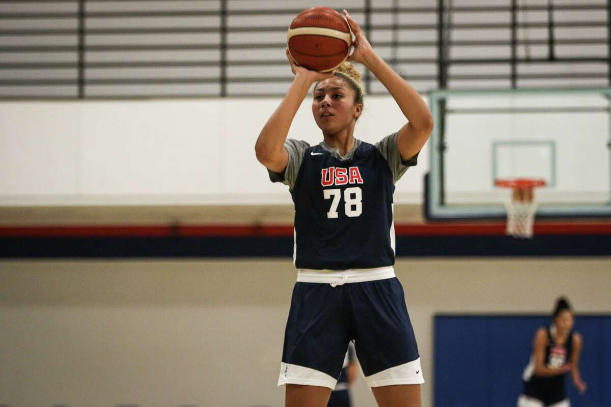 ‘Hoping to win four championships’: Freshman Amari DeBerry coming to ...