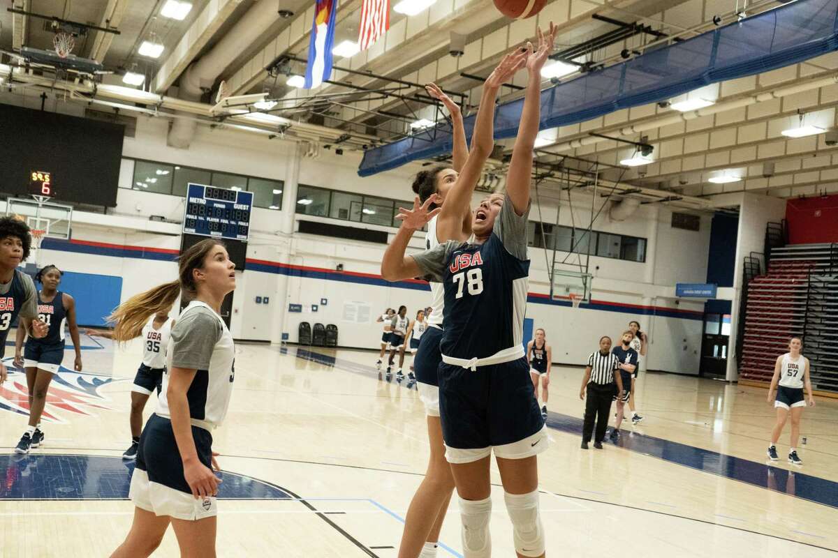 ‘Hoping to win four championships’: Freshman Amari DeBerry coming to ...