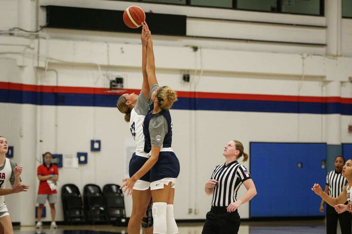 ‘Hoping to win four championships’: Freshman Amari DeBerry coming to ...