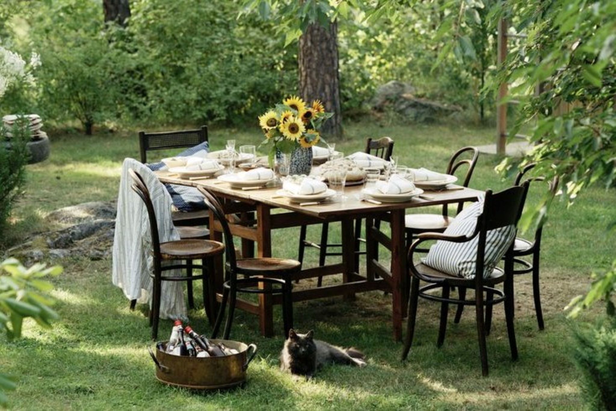 21 plates perfect for a dreamy al fresco dinner party