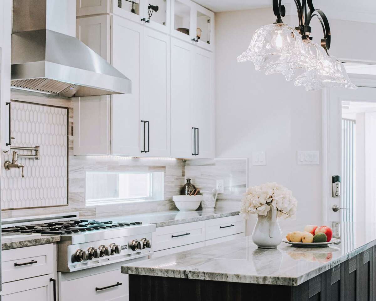 Before and after: Couple’s Seabrook home gets ‘a good face-lift’