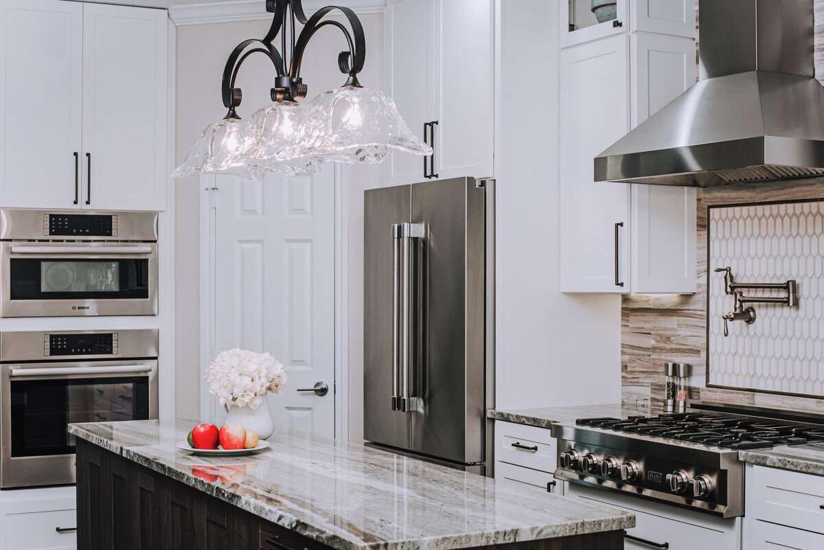 Before and after: Couple’s Seabrook home gets ‘a good face-lift’