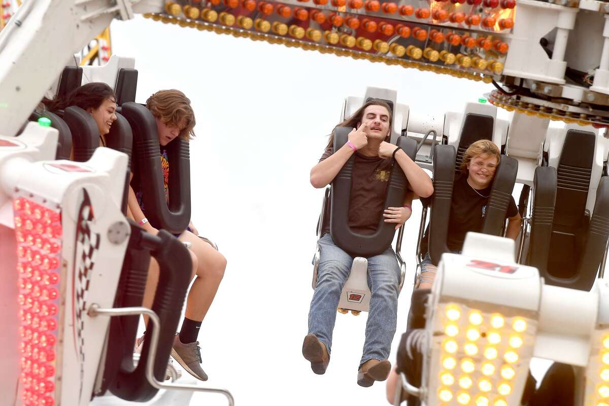 SE Texans enjoy opening night of South Texas State Fair for the first ...