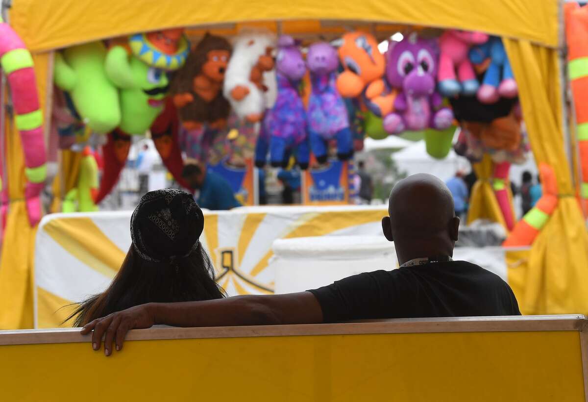 SE Texans enjoy opening night of South Texas State Fair for the first ...