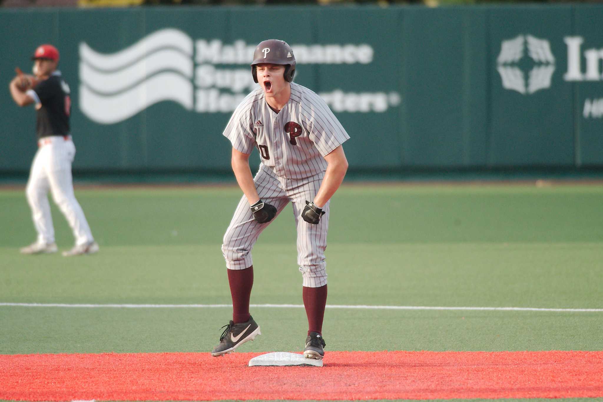 Baseball: Pearland sweeps North Shore with late rally